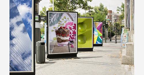 Static vs Digital Signage: Which is Better? - EKAA TECHNOLOGY CO.,LTD